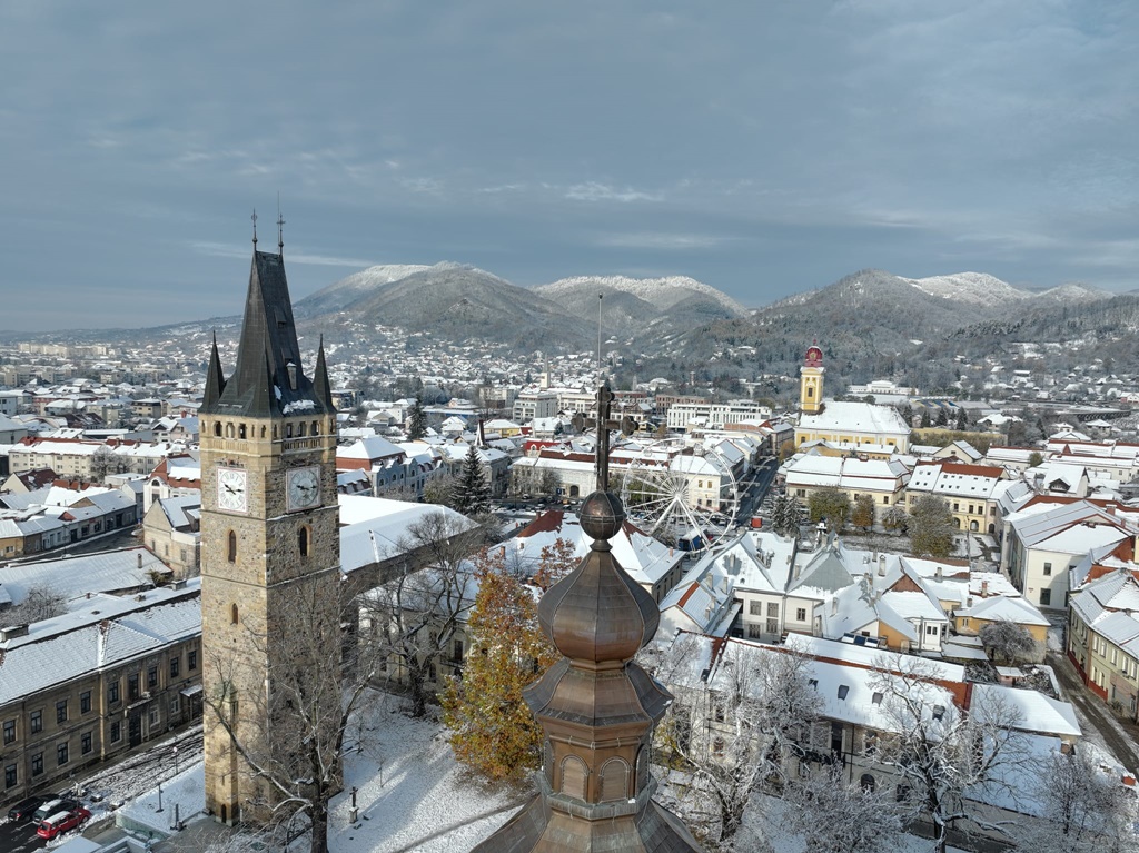 Primul pasaj rutier construit în partea de nord-est a țării - Radio ...