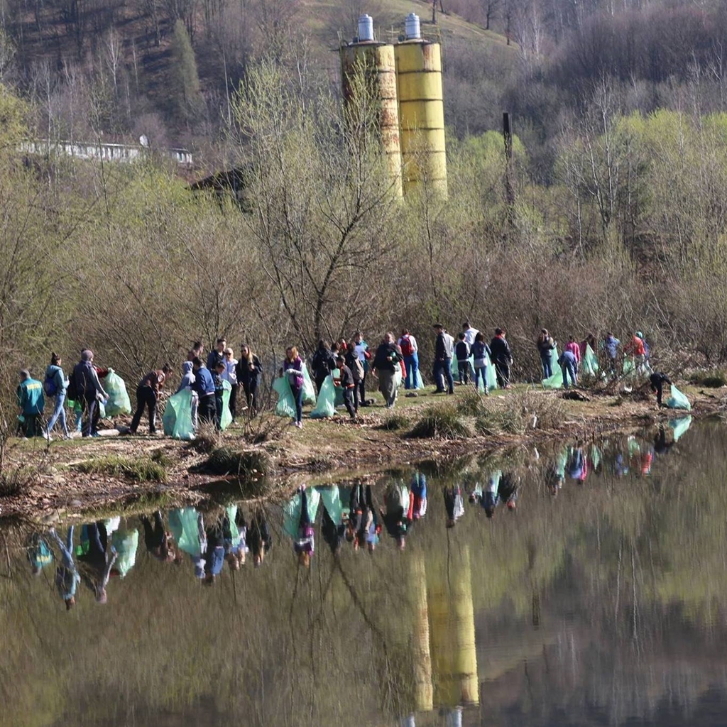 Peste 15.000 de voluntari la curățenie - Radio Romania Cluj