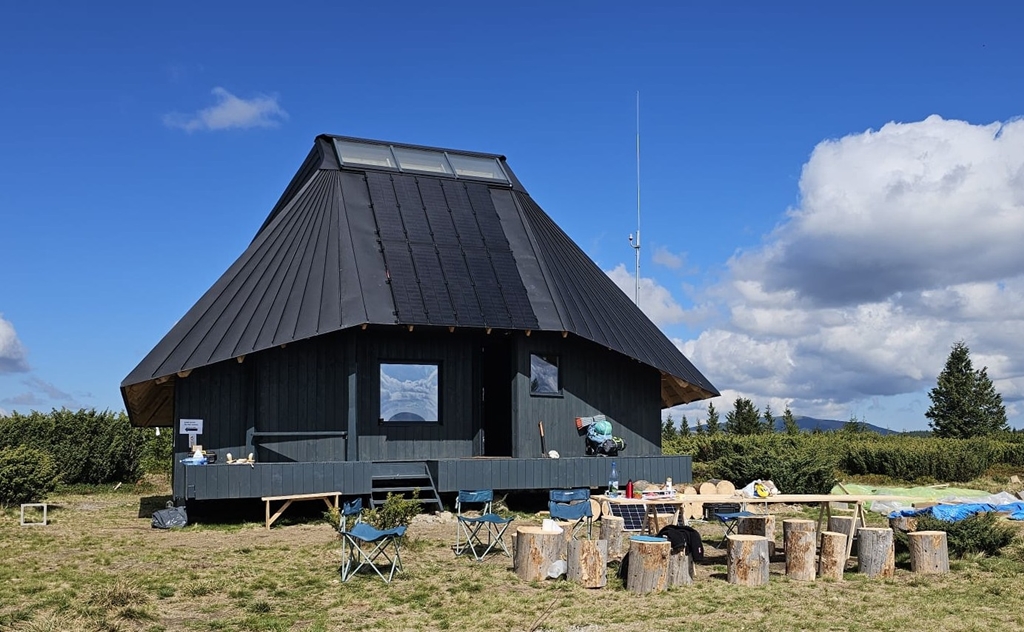 Refugiul Montan „Piatra Tâlharului” a fost inaugurat - Radio Romania Cluj