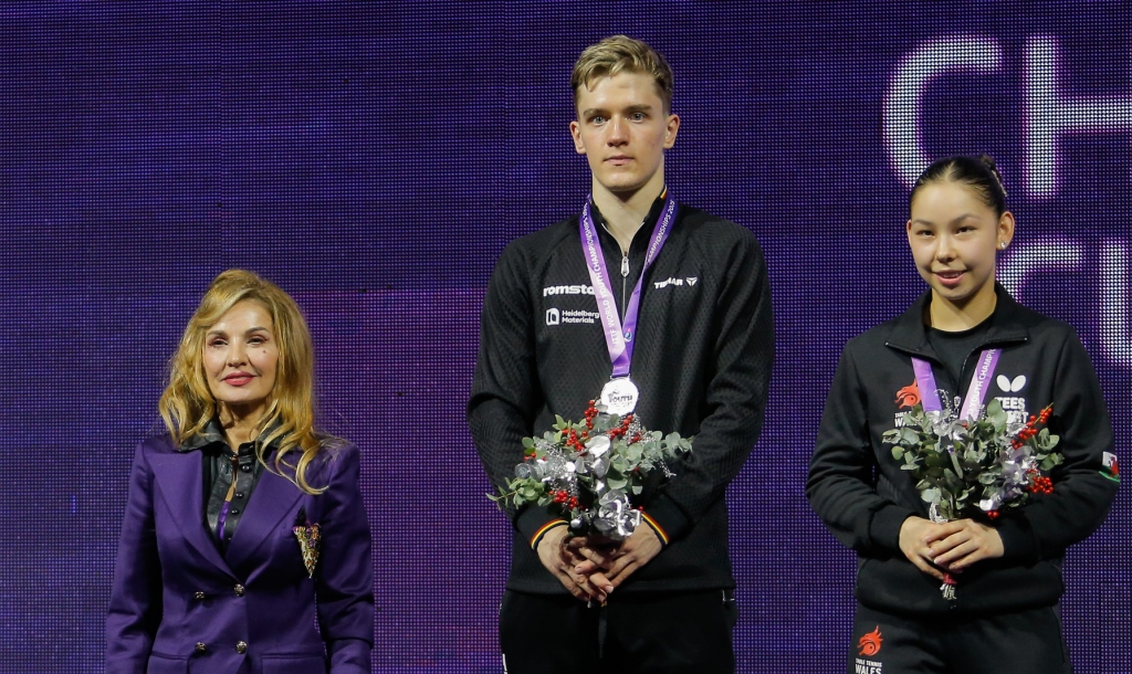 Iulian Chiriță - tânăra speranță în tenisul de masă românesc - Radio ...